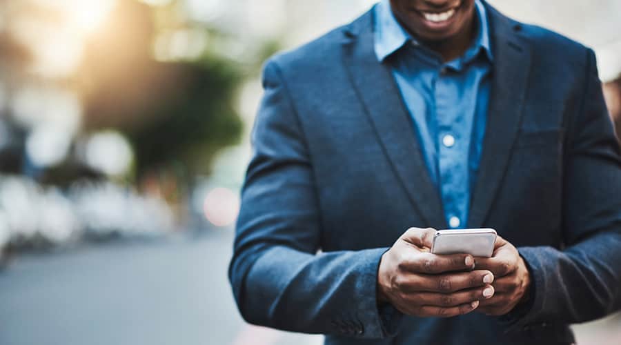 5 Benefits of Digital Bulletin Boards For Resident Communication